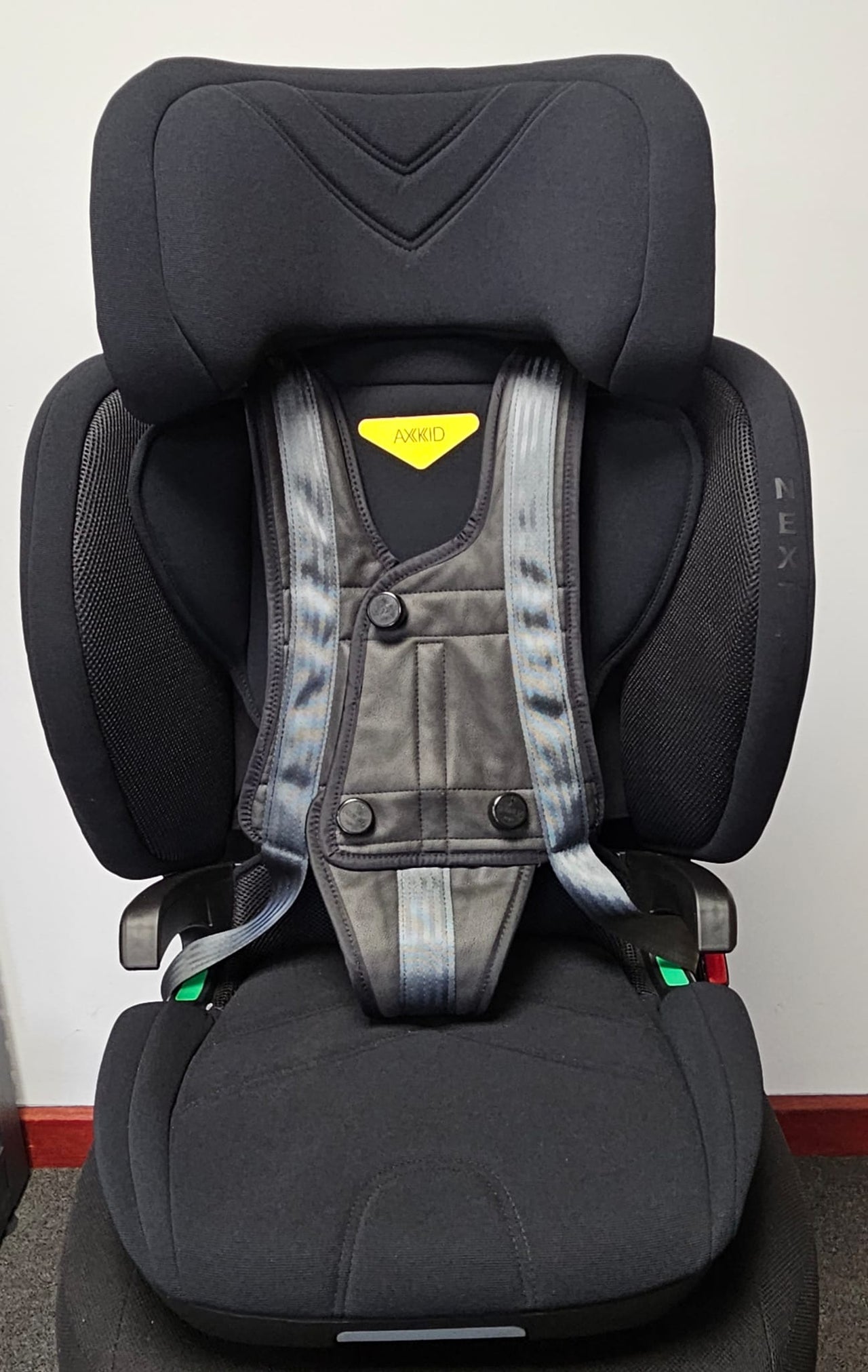 Magnetic Harness – In Car Safety Centre